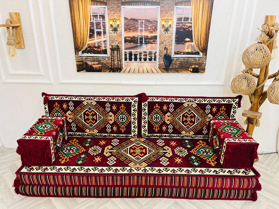 Middle Eastern Living Room Floor Sofa Set: Boho Arabic Majlis Seating ...