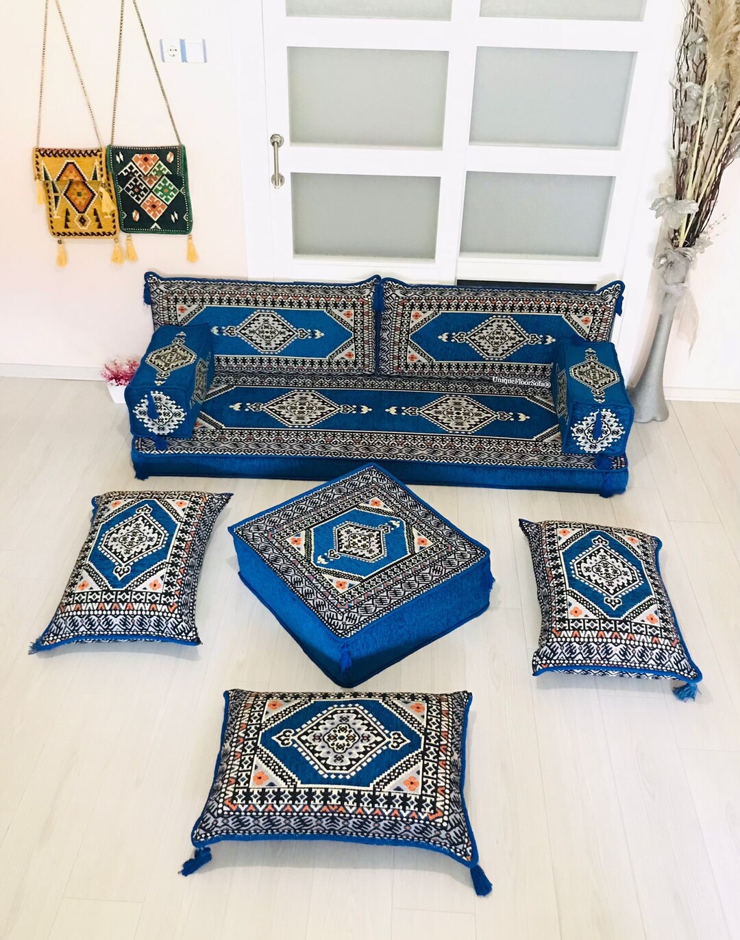 Arabic Sofa With Floor Pillows, Floor Couches, Floor Cushion, Moroccan ...