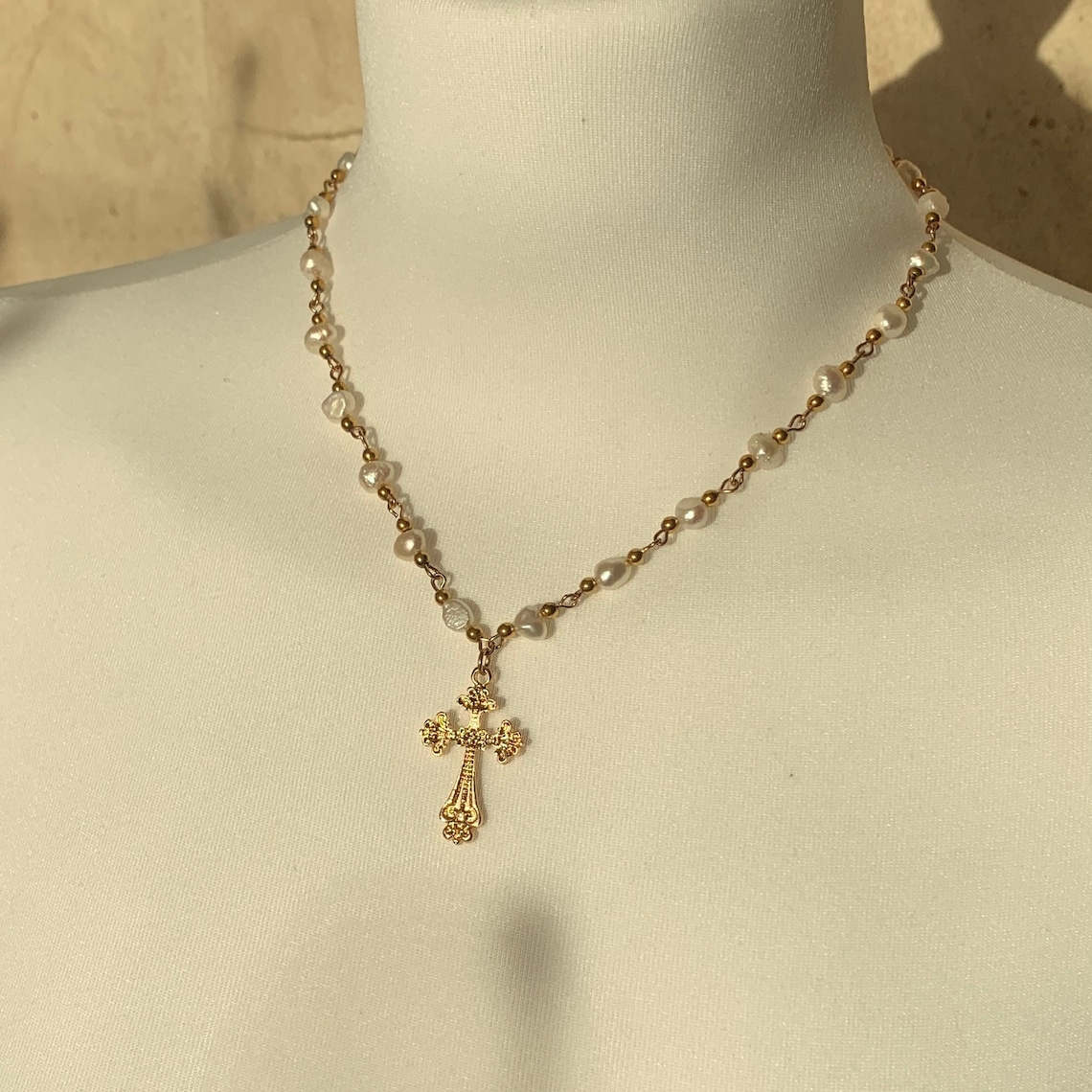 18K Gold Freshwater Natural Pearl Gold Beaded Cross Pendant - Etsy