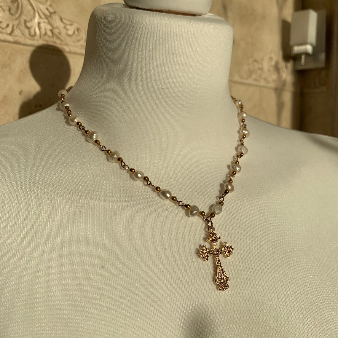 18K Gold Freshwater Natural Pearl Gold Beaded Cross Pendant - Etsy