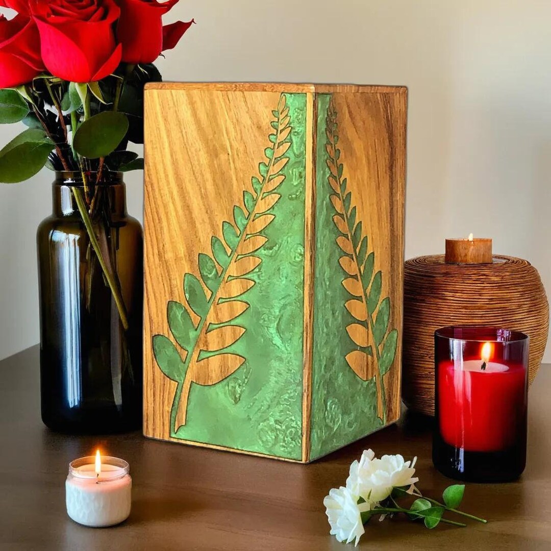 Epoxy Resin Wooden Urns for Human Ashes Cremation Urns for Human Ashes ...