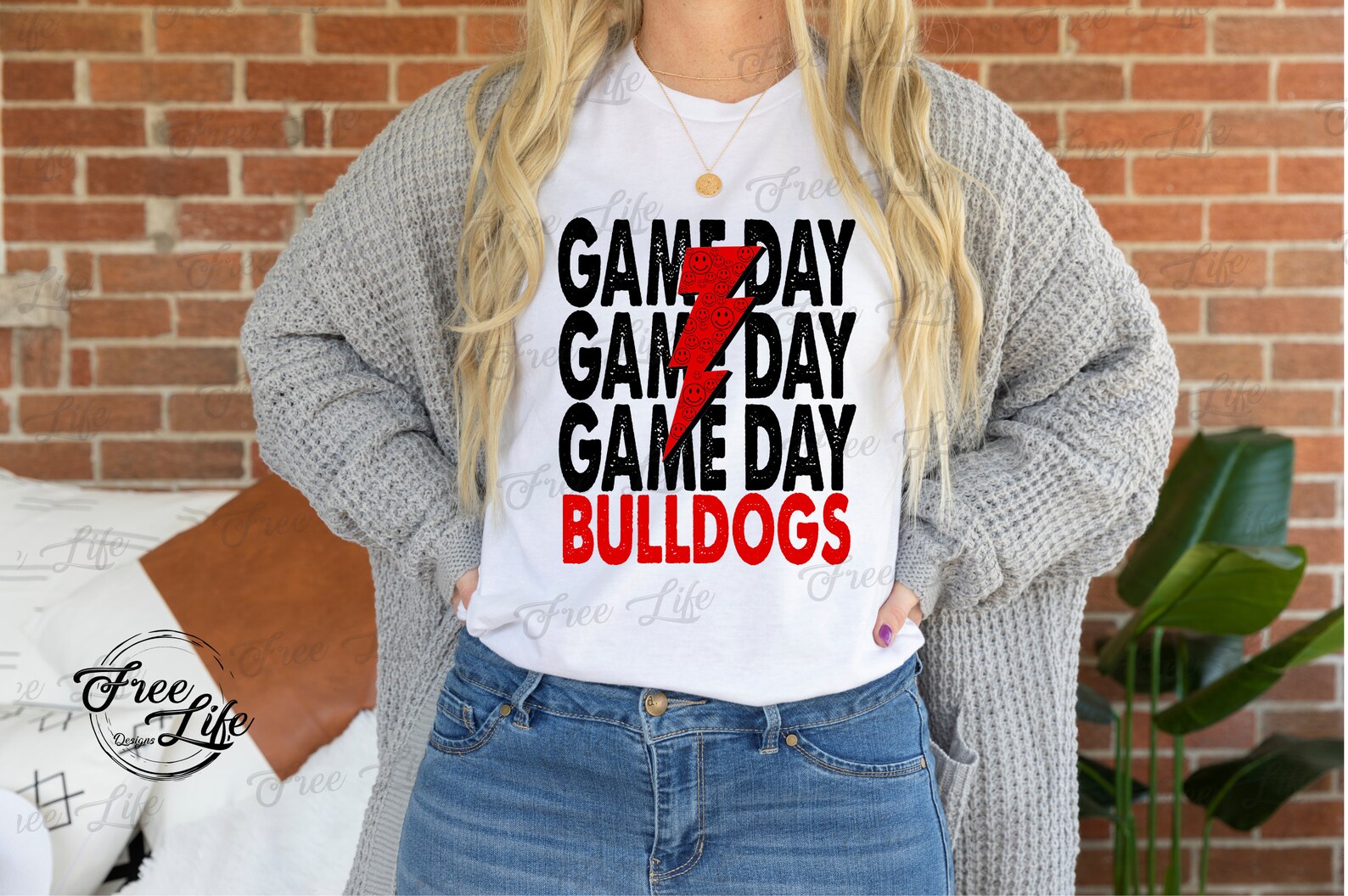 Bulldogs PNG Download, Bulldogs Lightning Smile PNG Digital Art ...