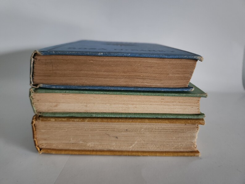 Vintage Trio of Books With Bright Colored Covers - Etsy