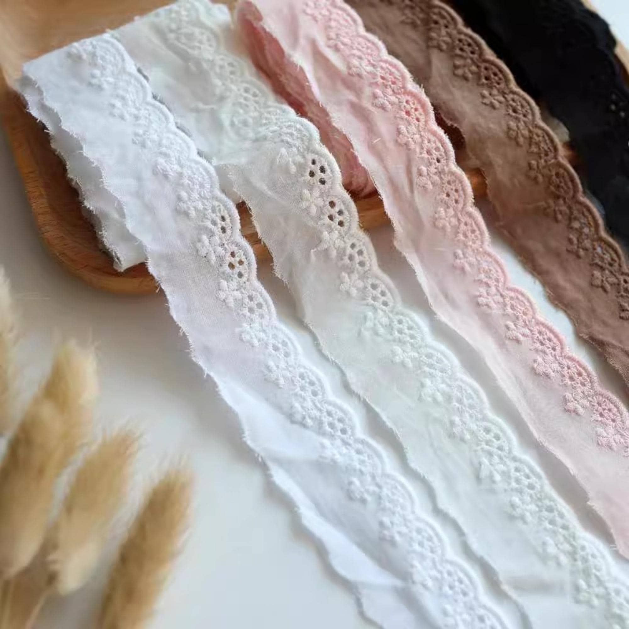 Premium Cotton Lace, Narrow Lace, Eyelet Flowers Embroidery Cotton Lace ...