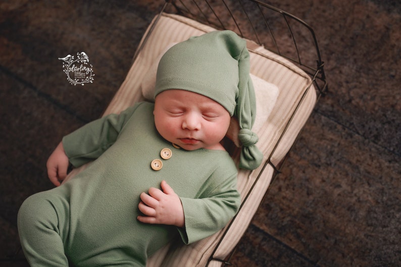 Sweetest Little Green Romper With Sleepy Cap for Newborn Photography ...