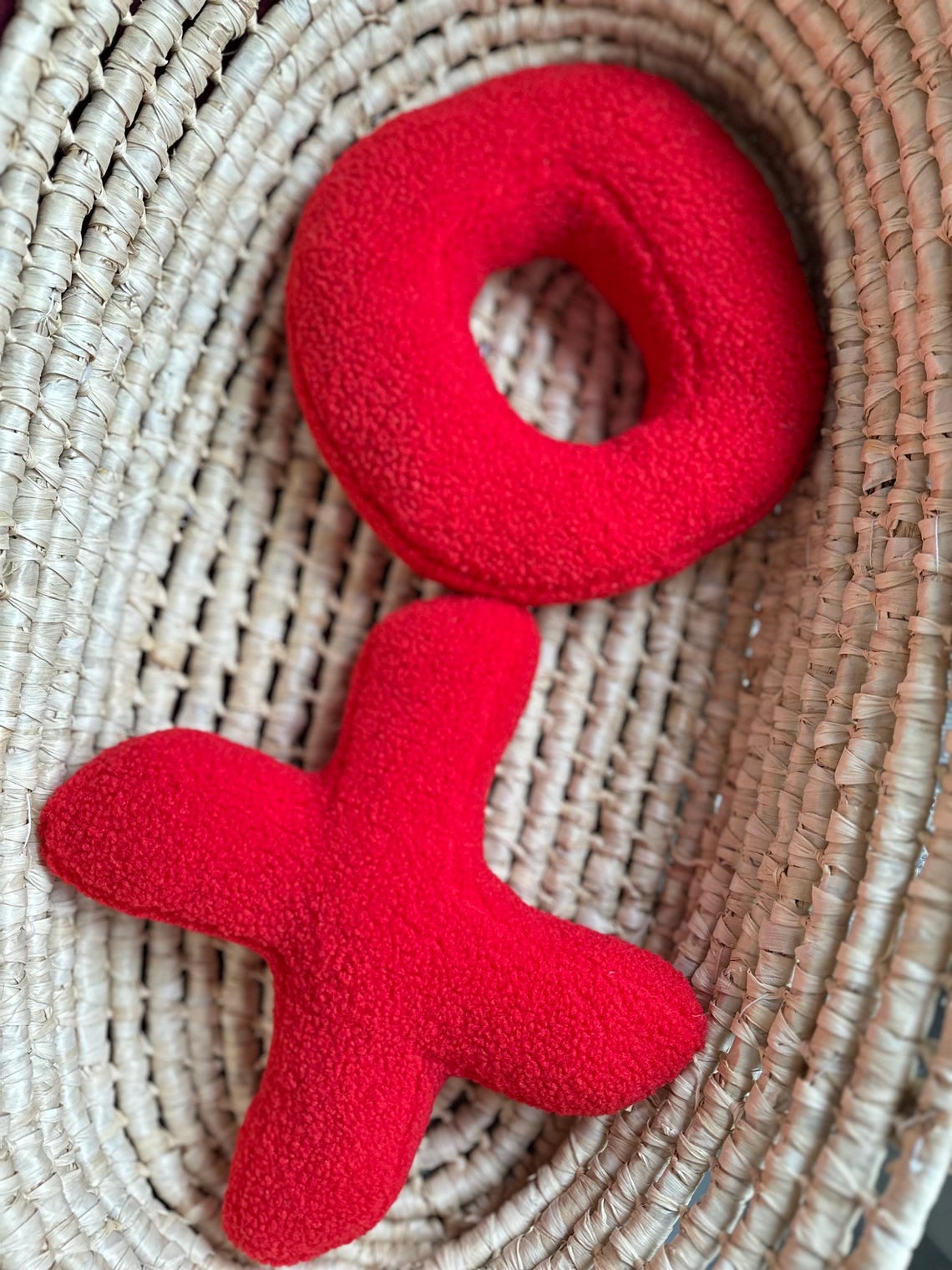 Red XO Pillows: Cozy Valentine's Day Alphabet Pillow Set - Etsy