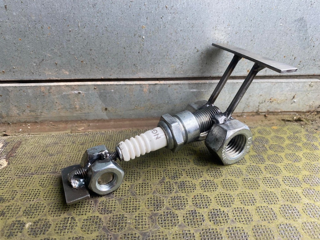 Scrap Metal Art, Race Car / Dragster Welded From Nuts, Bolts and Spark ...