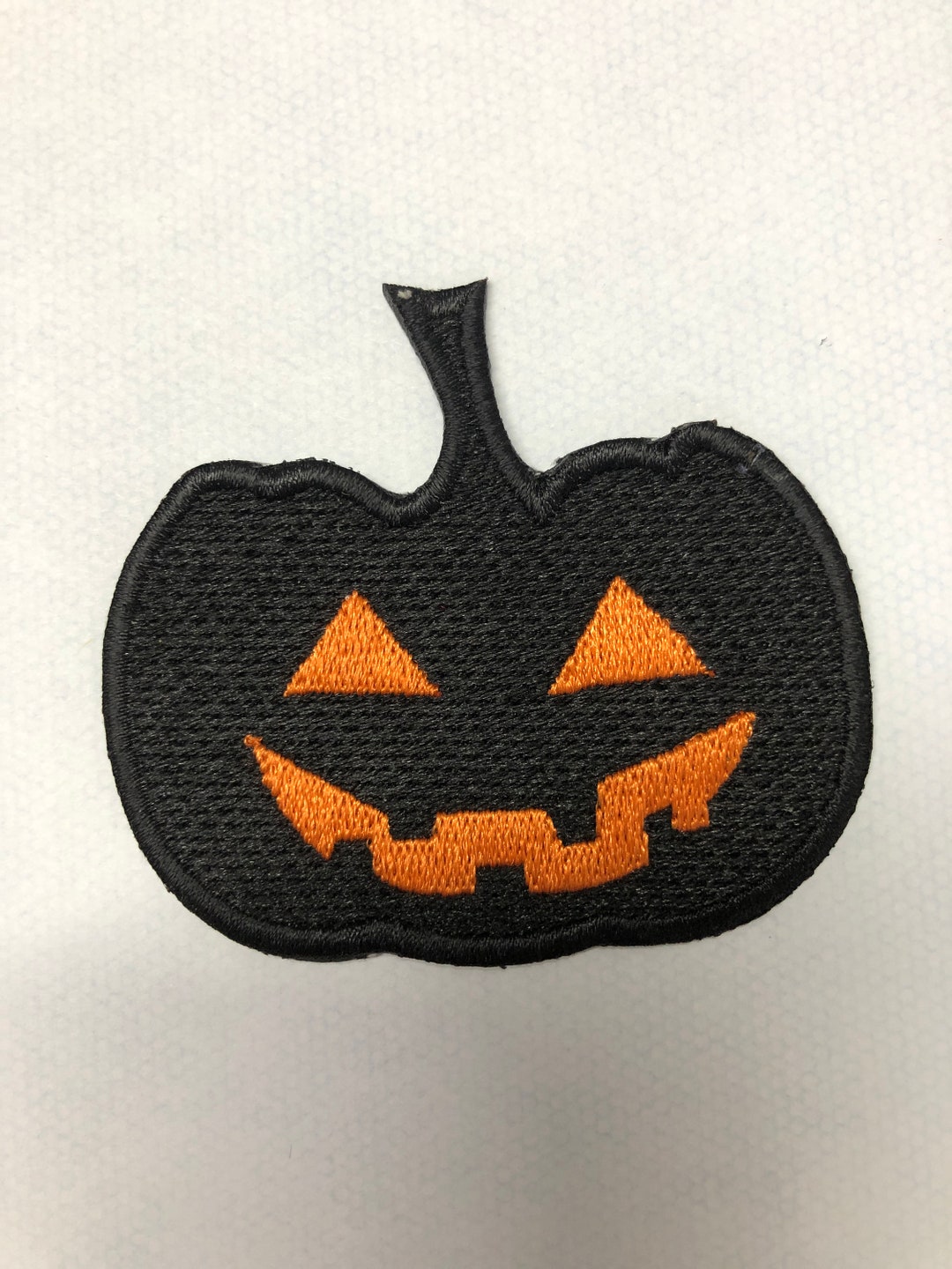 Spooky Halloween Black Pumpkin Iron-on Patch, Vinyl Player Badge ...