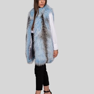 An Impressive Blue Fox Fur Vest,elegant and Cozy Winter Outwear, Modern ...