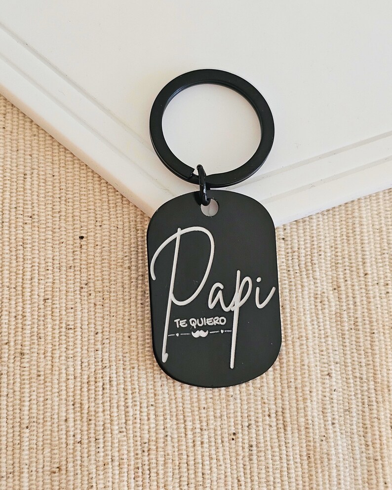 Personalized Lightweight Father's Day Keyring - Custom Engraved Gift ...