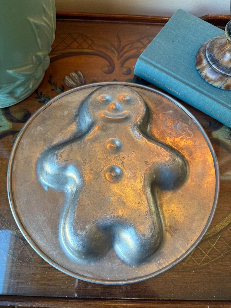 Vintage Gingerbread Man Tin Cake Pans - Set of 2 - Christmas Baking ...