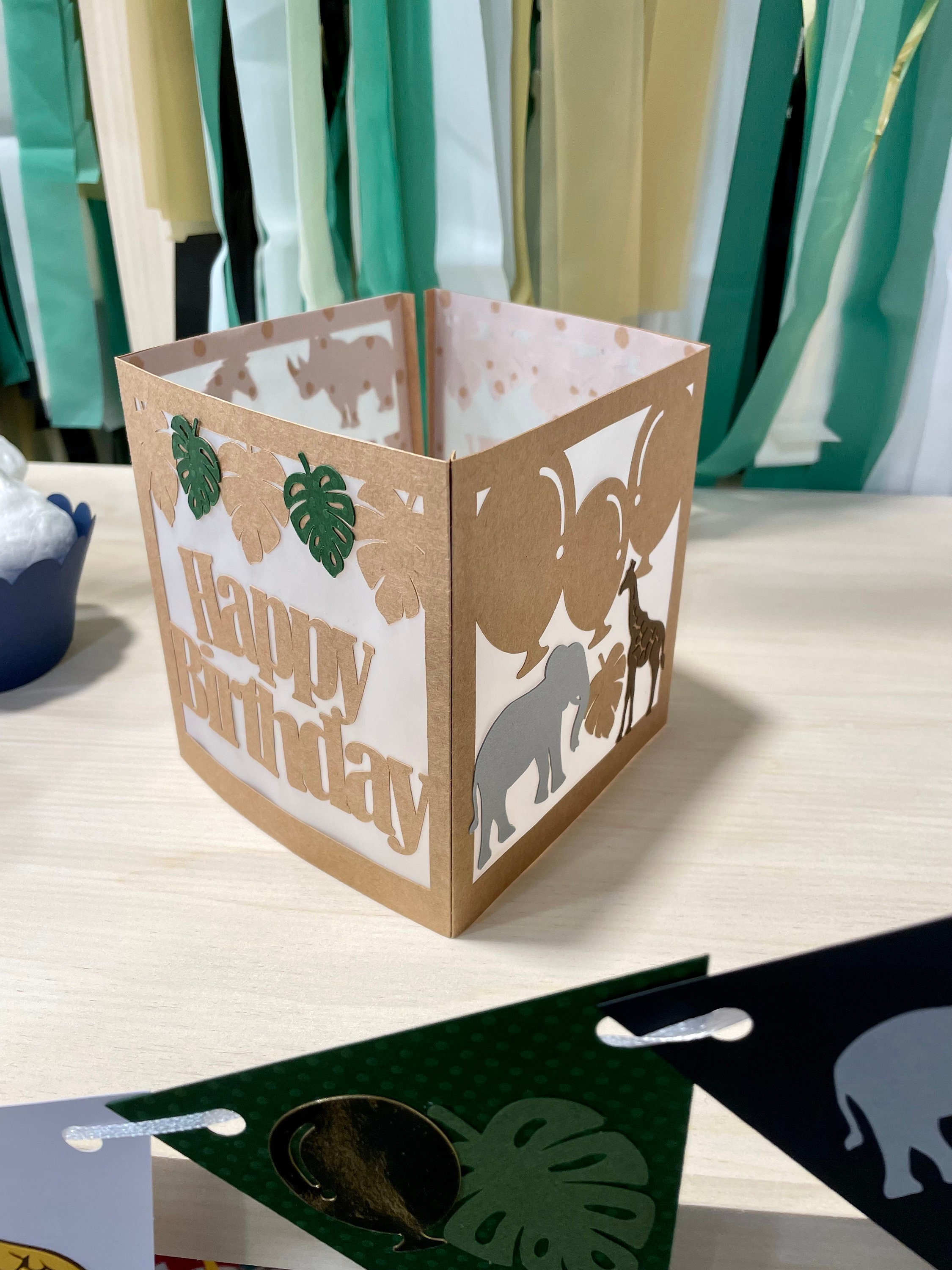 Zoo Themed Birthday Decor, Zoo Theme First Birthday, Zoo Birthday Party ...
