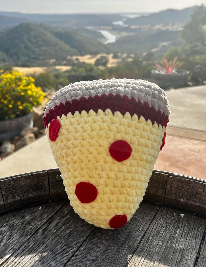 Pepperoni Pizza Plushie - Etsy