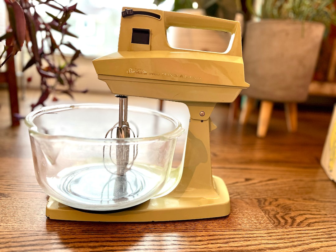 Vintage Sunbeam Mixmaster Vista Stand Mixer W/ Glassbake Bowl Light ...