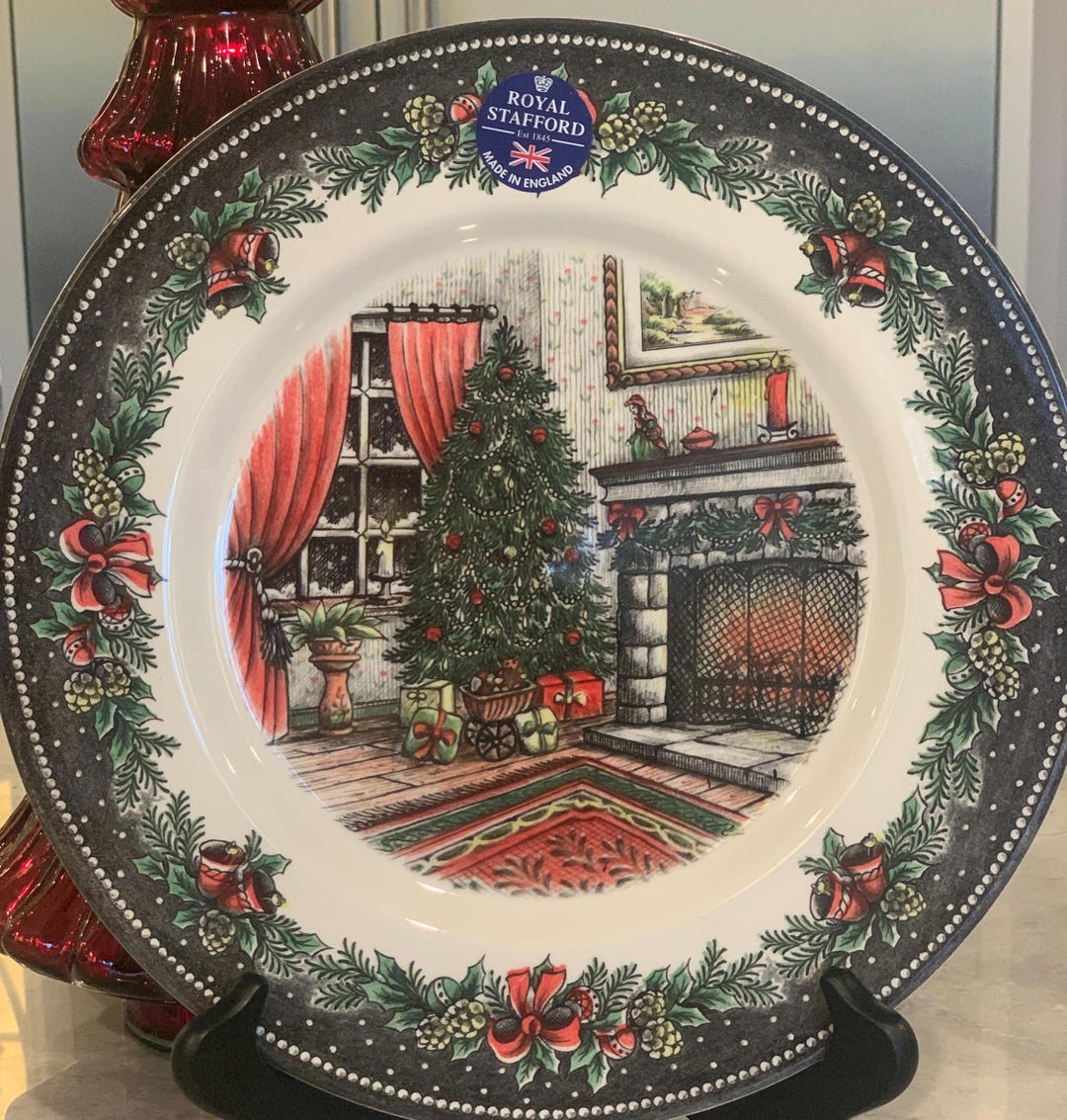 Set of 4 Royal Stafford Christmas Morning Dinner Plates 10 7/8 ...