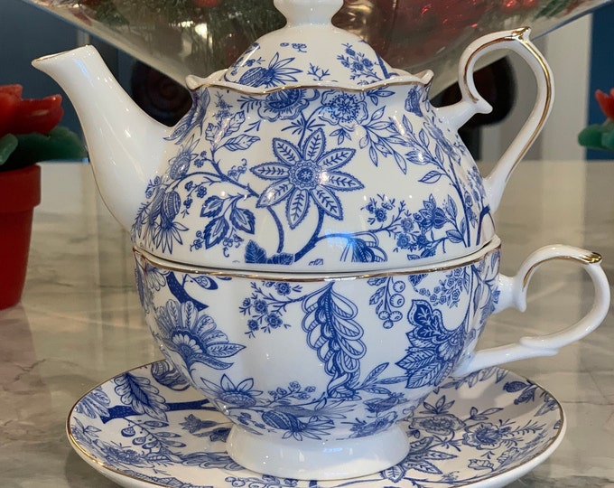 Pretty Blue and White Floral Individual Teapot & Teacup/saucer Set With ...
