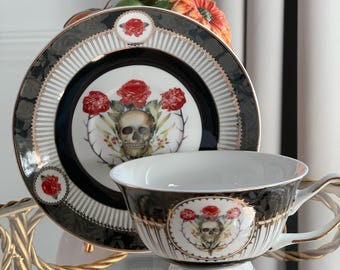 Skull and Crown Gothic Footed Teacup & Saucer Set Black and White With ...