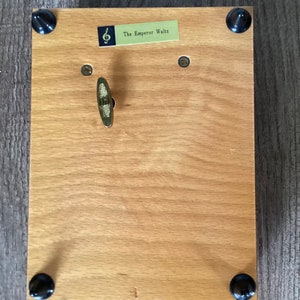 Vintage Wood Sankyo Footed Music Box Plays the Emperors Waltz 5 3/4 X 4 1/2 - Etsy