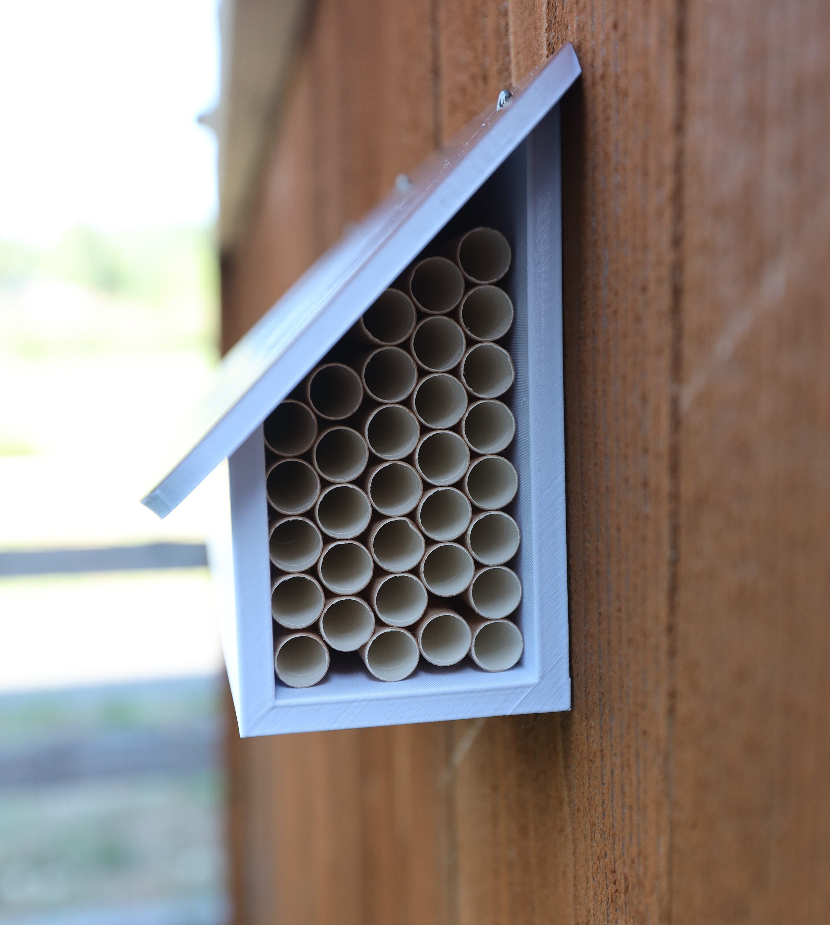Modern Mason Bee House M - Easy Mounting, up to 32 Straws - Etsy