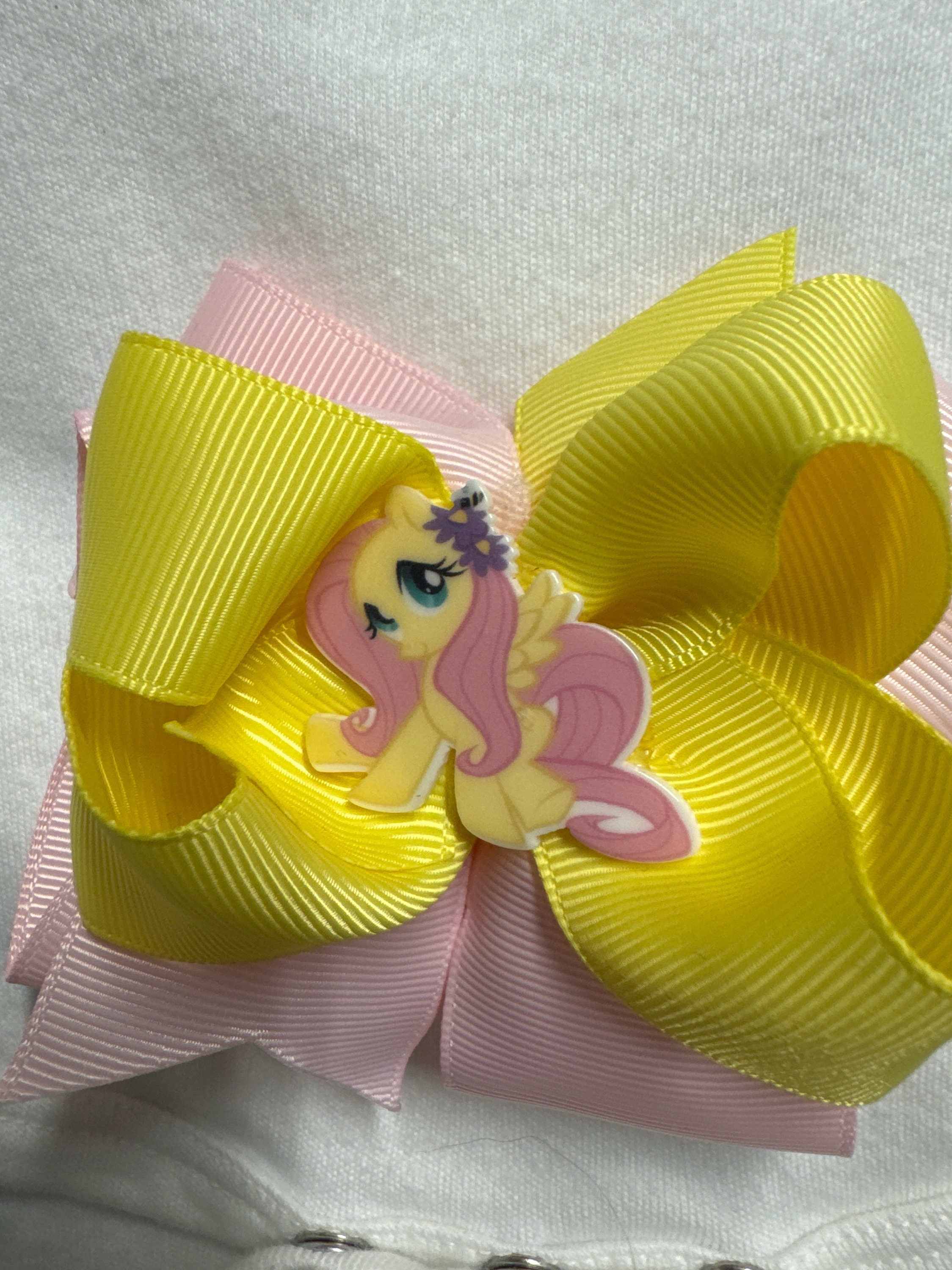 MLP My Little Pony Fluttershy Pastel Rainbow Set With Bow - Etsy
