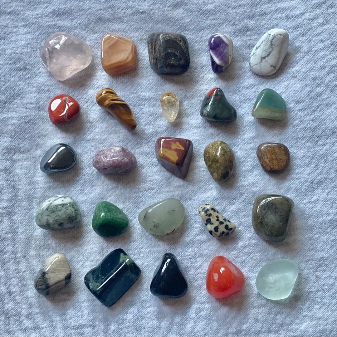 Advent Tumble Stone Filler Crystals UK, Gemstone Confetti Mix, 25 Days ...