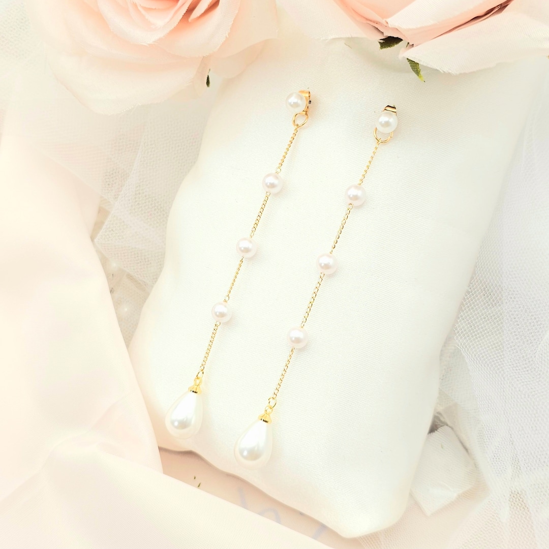 Long Chain Drop Pearl Earring. 18K Gold Chain Withe Pearl Drop Earring ...