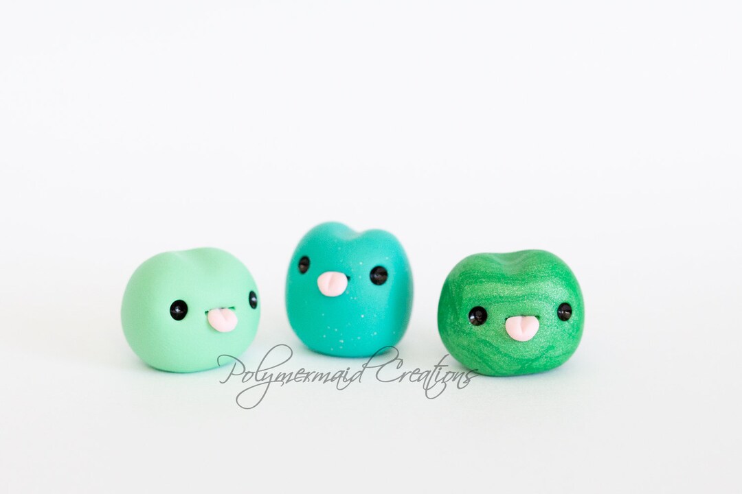 Tiny Sassy Frog - Miniature Polymer Clay Figure - Etsy