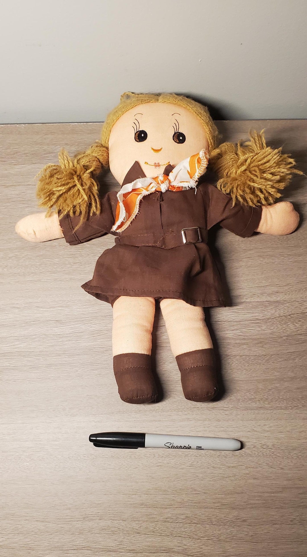 Vintage 1990's Girl Guide brownie Doll With Uniform Girl Guides Scouts ...
