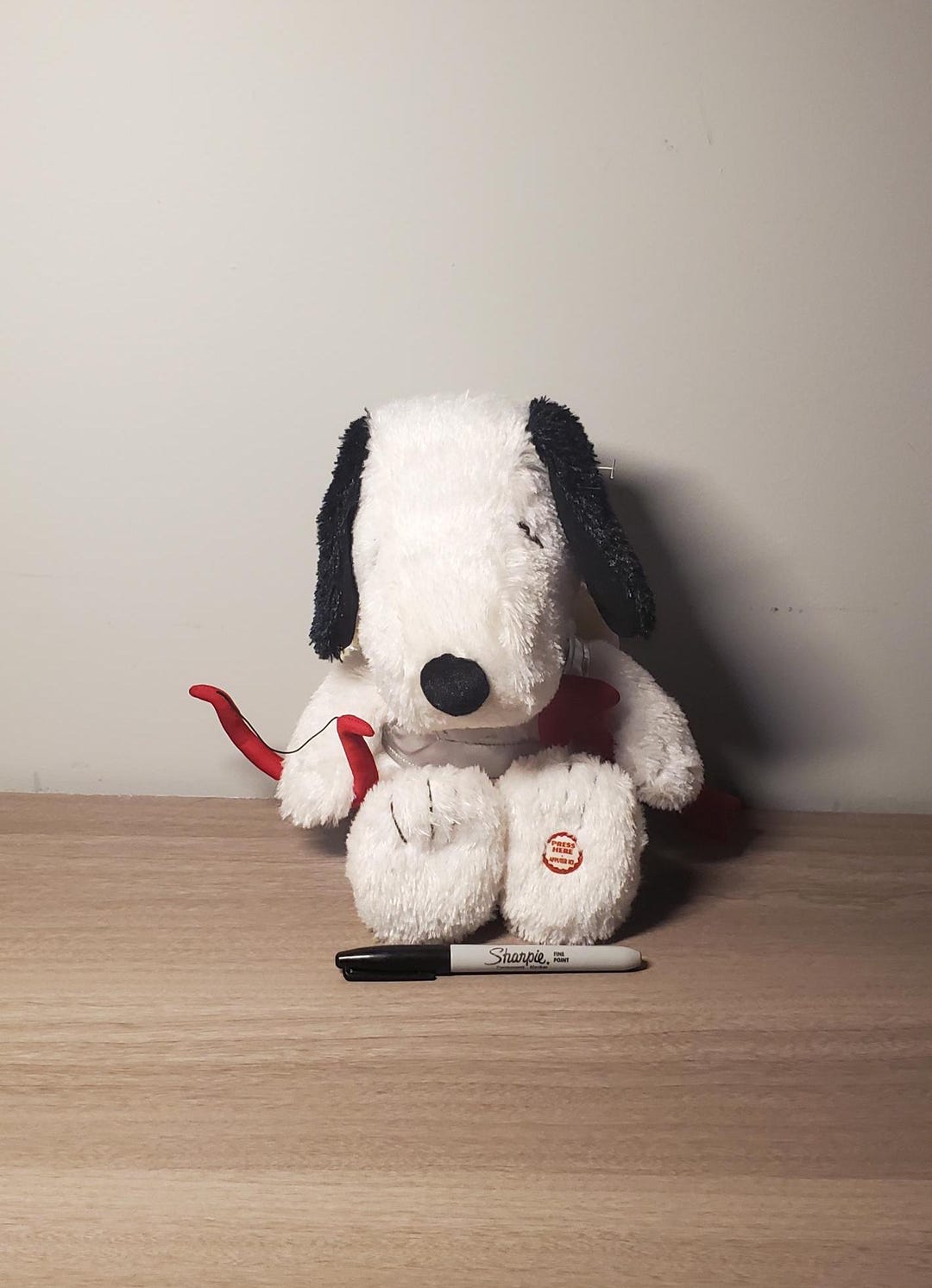 Hallmark Snoopy Plush Angel, Laughs & Sings, Peanuts Gang Stuffed Toy ...