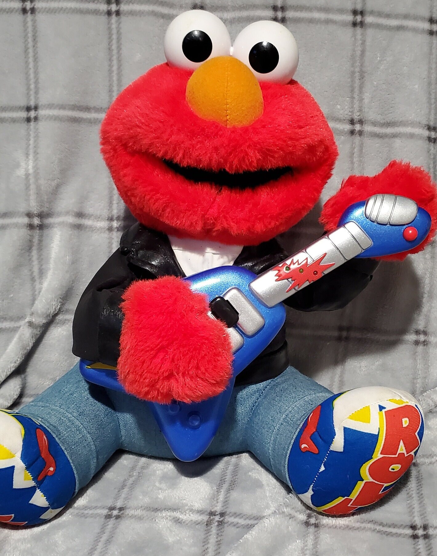 Vintage 90s Tyco Rock and Roll Elmo SINGING Kids Toy Animated ...