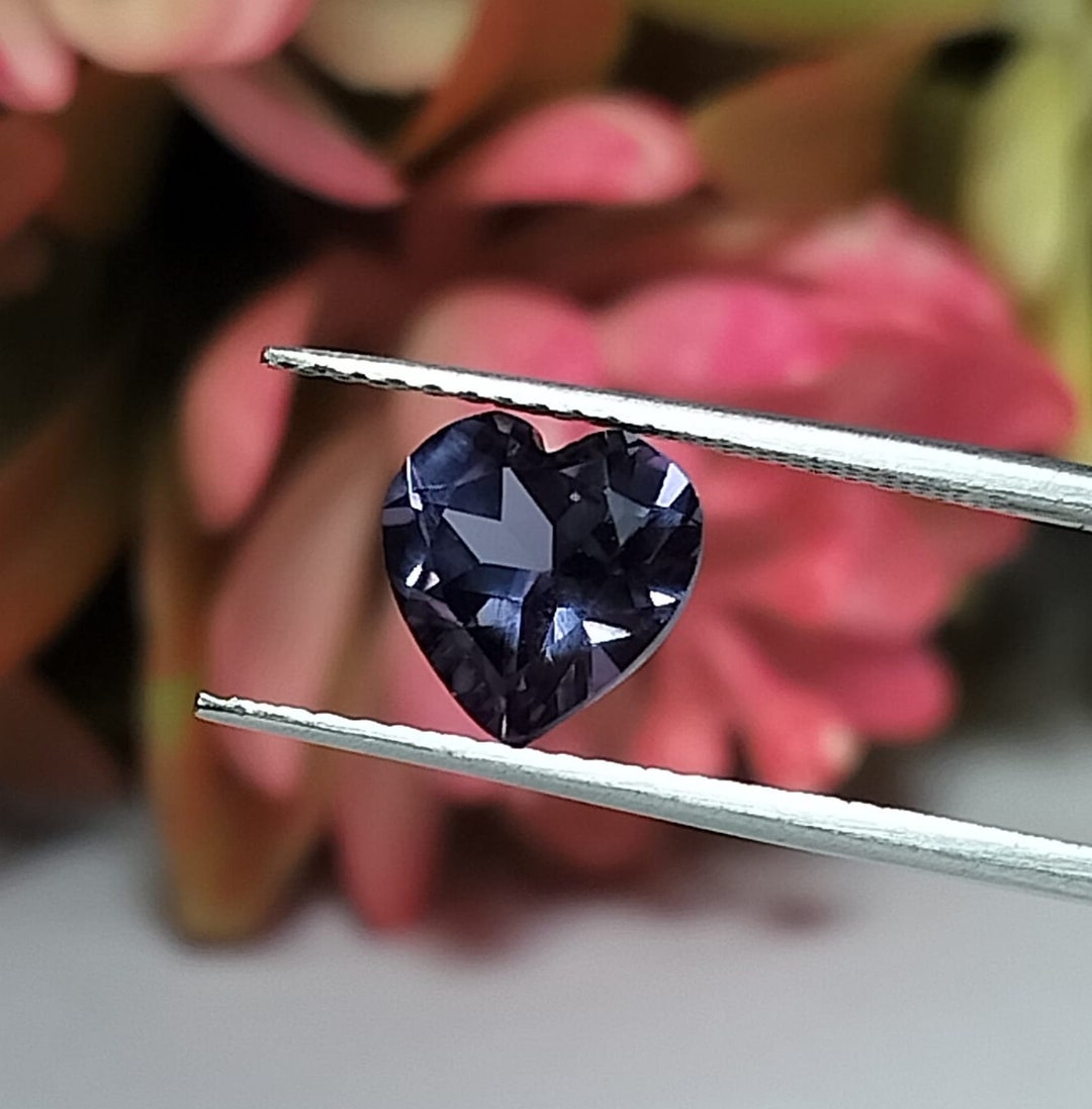 Color Change Alexandrite Heart Shape 8X8X5.45MM Modern Flower Cut Loose ...