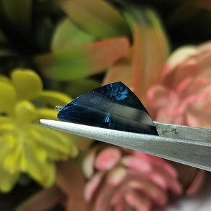 Quality Lab Created London Blue Topaz Triangle Shape 12X12X8.40MM Step ...