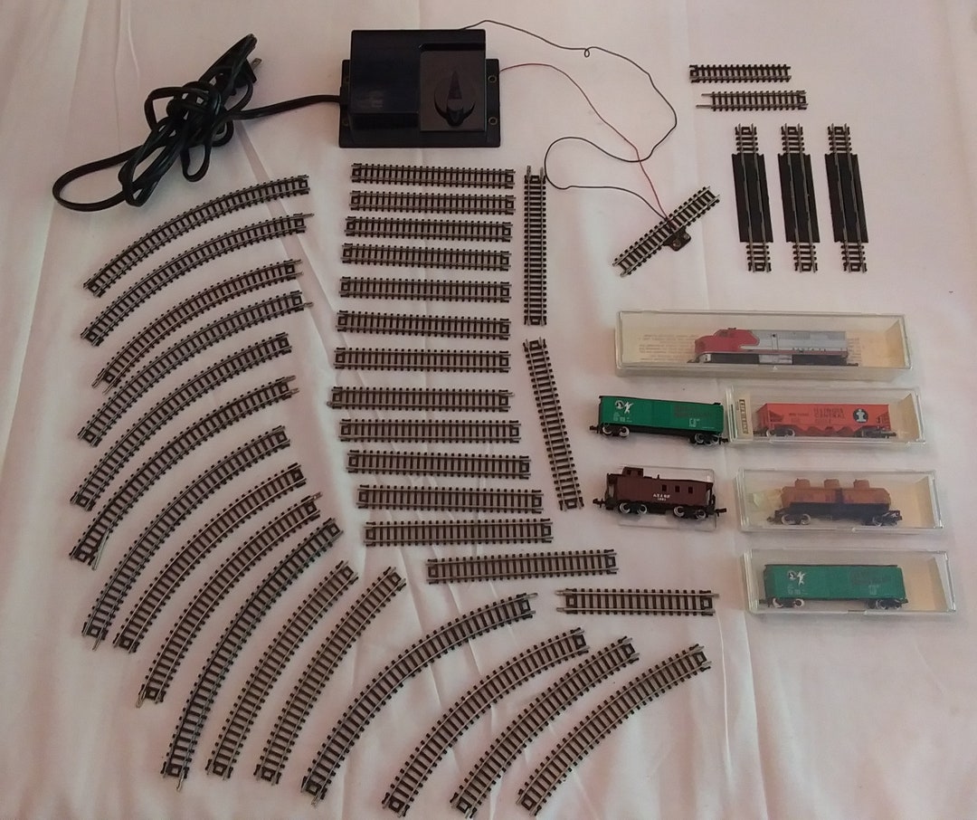 Vintage N Scale Model Railroad Train Set, Transformer, Tracks+ - Etsy