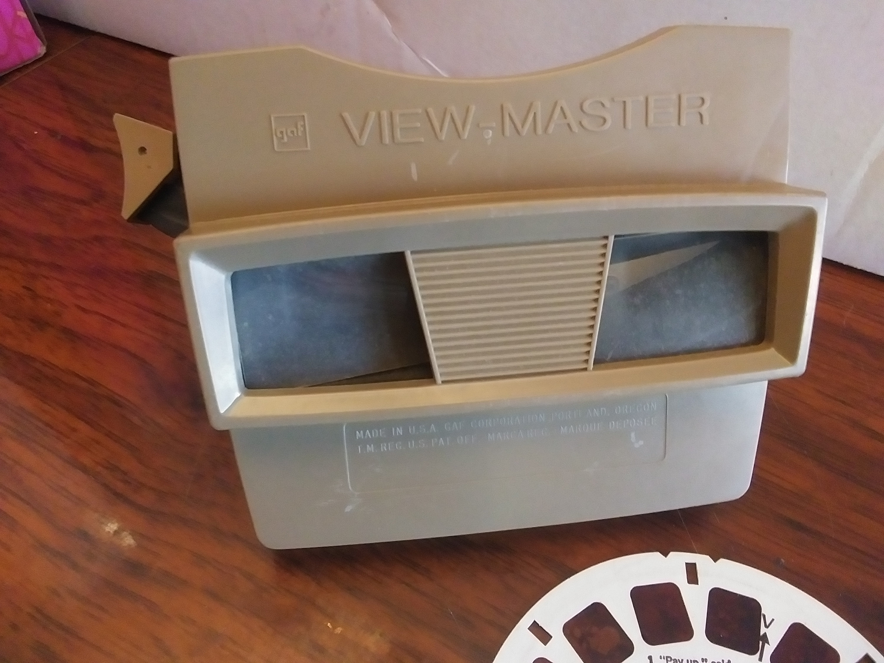 GAF View-master, 9 Reels - Disney 3D, Garfield, Pinocchio, Chip N Dale ...