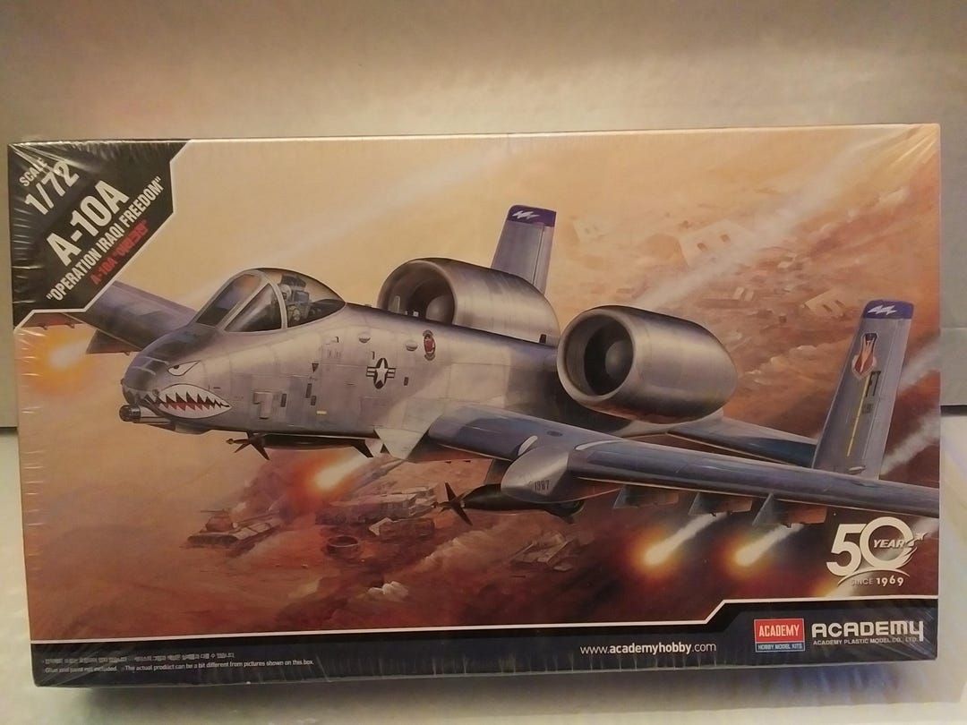 Air Force A-10A "operation Iraqi Freedom" Aircraft Model Kit by Academy ...