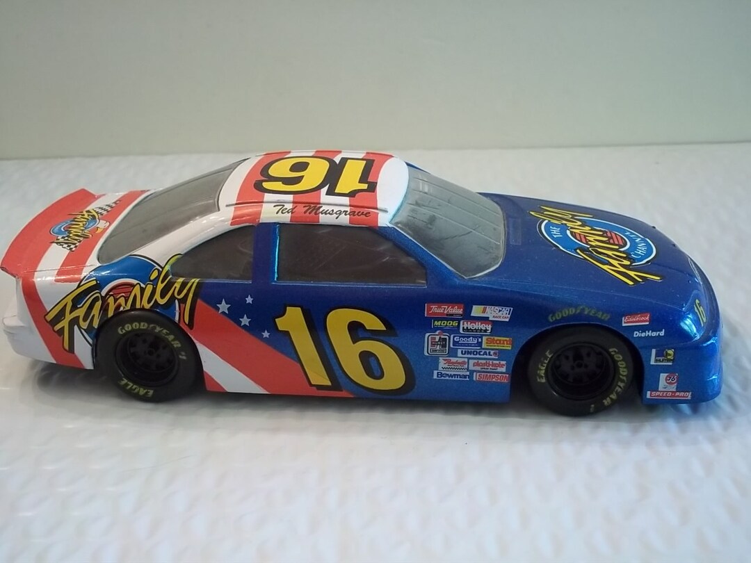 1992 NASCAR the Family Channel No. 16 Ted Musgrave Die-cast Metal ...