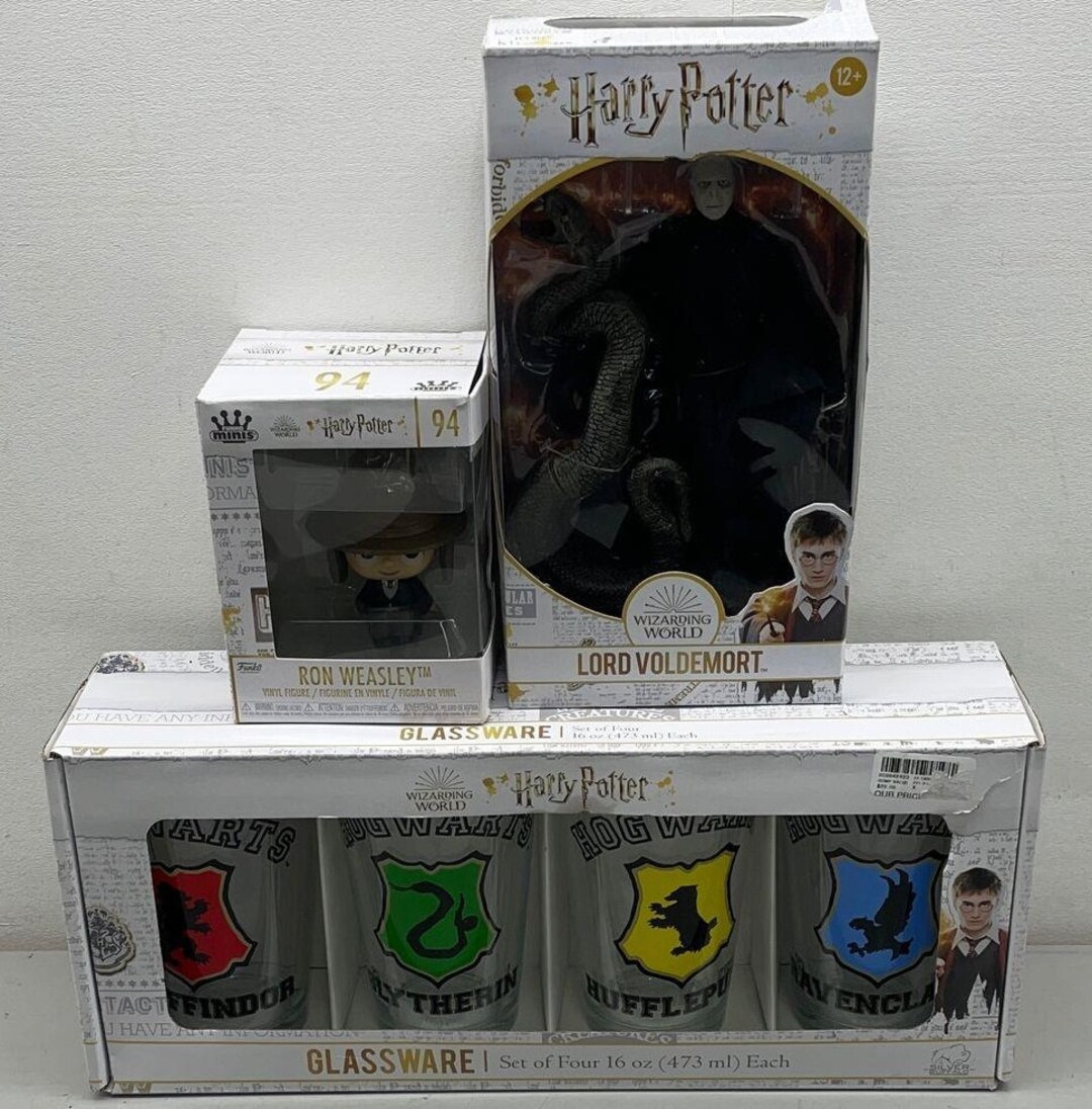 Harry Potter Ron Weasley & Lord Voldemort Figurines, 4 Hogwarts Glasses ...