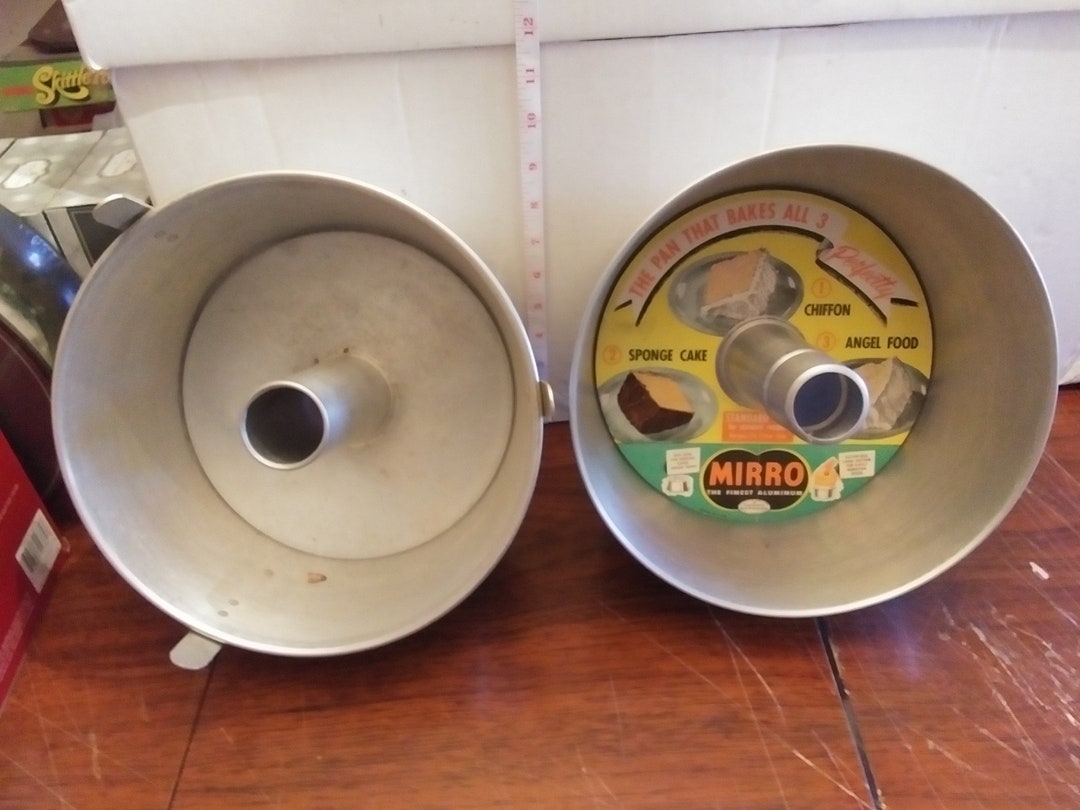 2 Vintage 1950s Mirro Aluminum Ware Cake Molds for Sponge, Chiffon ...