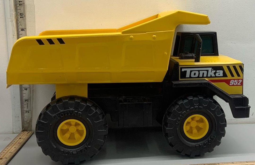 Tonka Mighty Dump Truck 952 Pressed Steel Classic Toy - Etsy