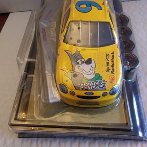 NASCAR No. 9 Jerry Nadeau Cartoon Network/the Jetsons Limited Edition 1 ...