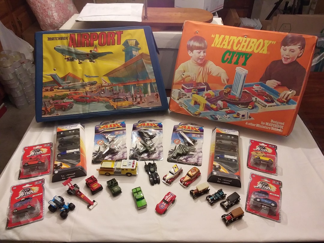 Vintage 1970s Matchbox City and Airport Toy Playsets by Lesney Plus Die ...