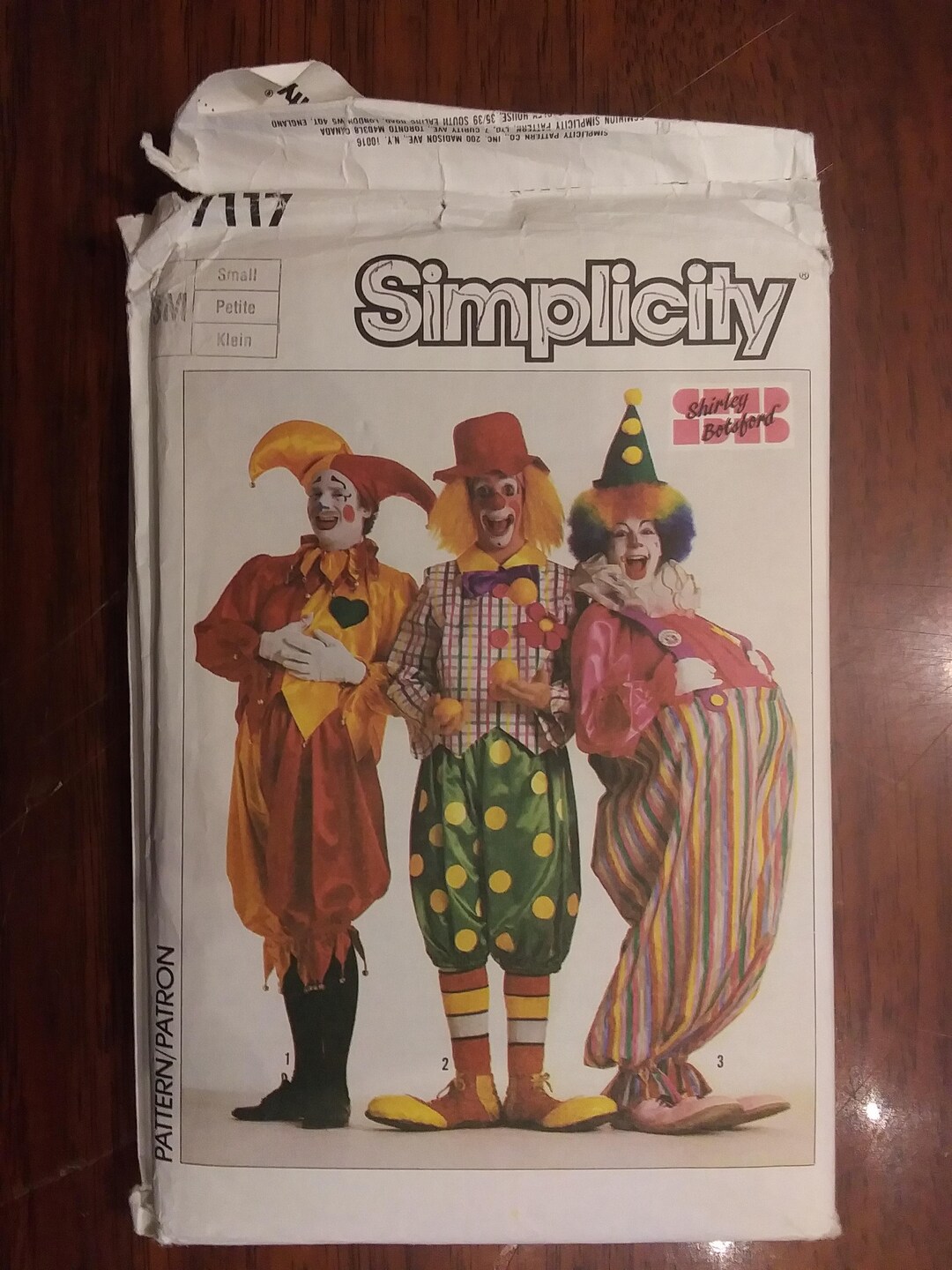 Simplicity Sewing Pattern Kit 7117 - Halloween Jester, Clown, Hobo ...