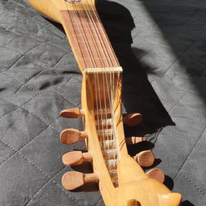 Medieval Gittern/lute Custom - Etsy
