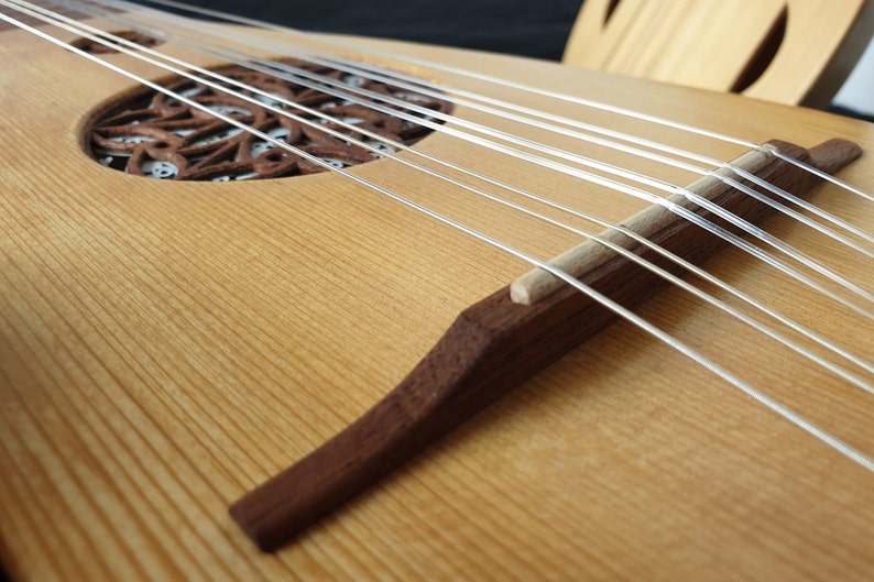 Medieval Gittern/lute/old Mandolin - Etsy