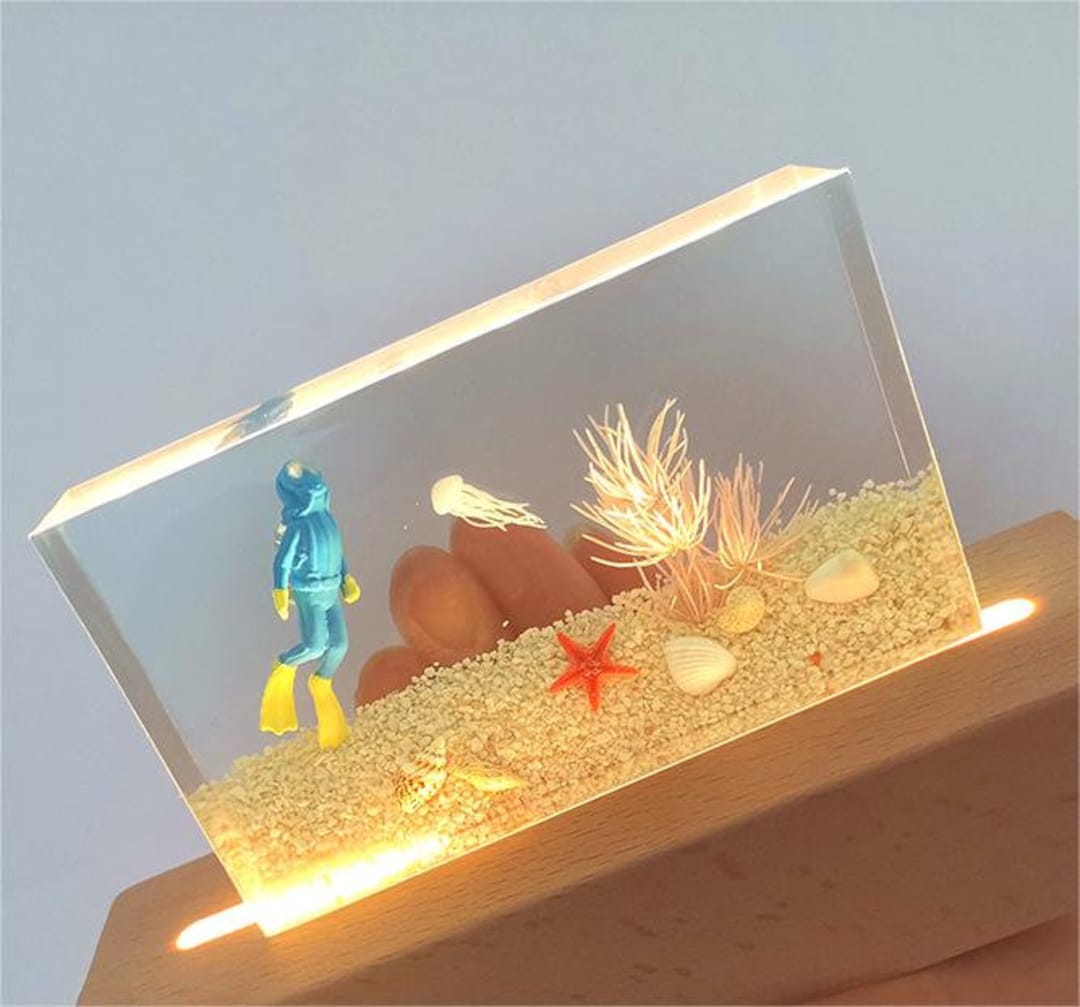 POLYGON DEEP Diver Submarine Night Light Epoxy Resin Lamp - Etsy