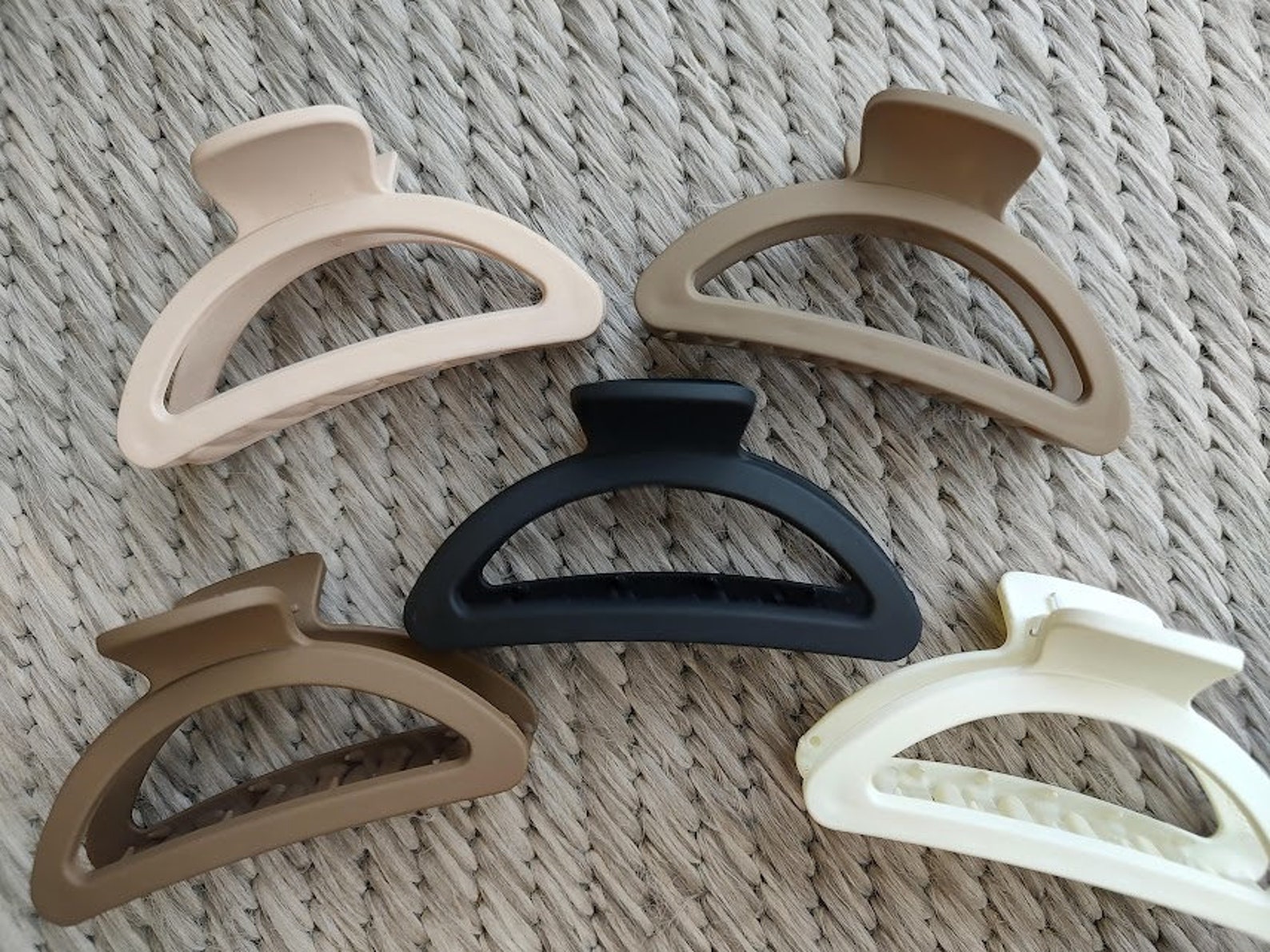 Matte Claw Clip > Claw Clips > Hair Accessories > Hair Clips - Etsy