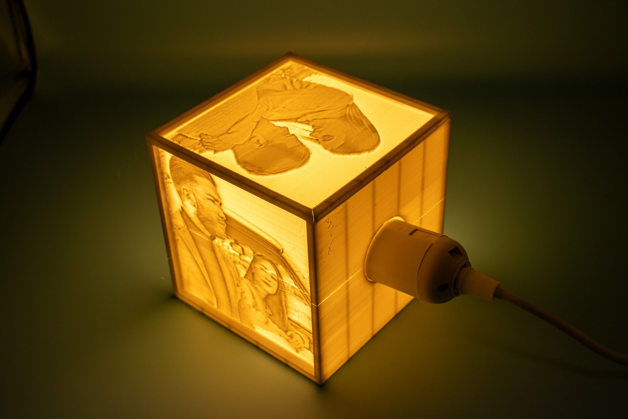 3D Printed Lithophane Light Box (customizable) - Etsy