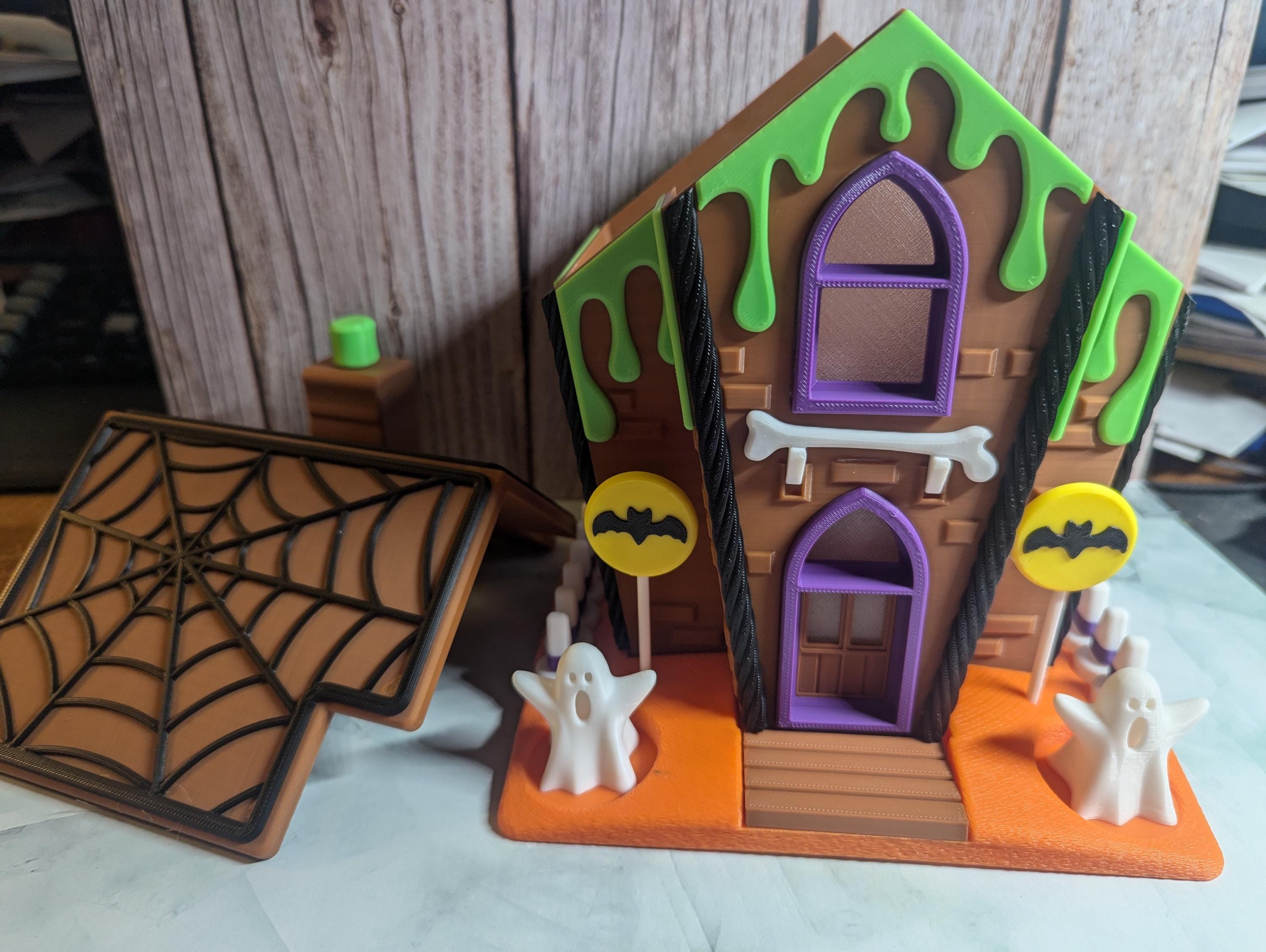 3D Printed Haunted Gingerbread House With Removable Roof - Halloween ...