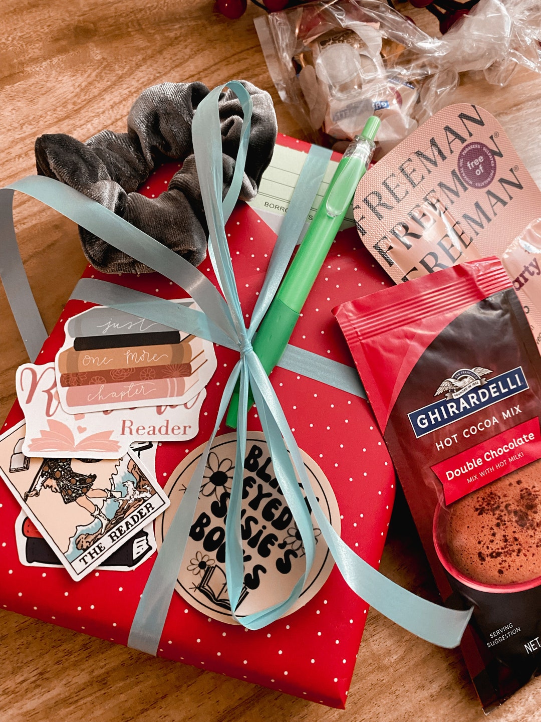 Blind Date With A Book Book Lover Gift Bookish Gift Date With A Book blind-date-with-a-book-book-lover-gift-bookish-gift-date-with-a-book