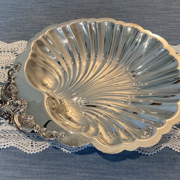 Clam Shell Dish - Etsy
